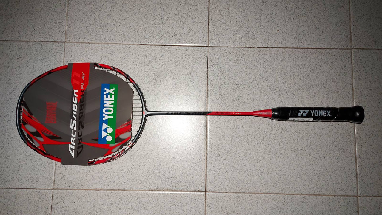 Ракетки для бадминтона Yonex и Talbot Torro