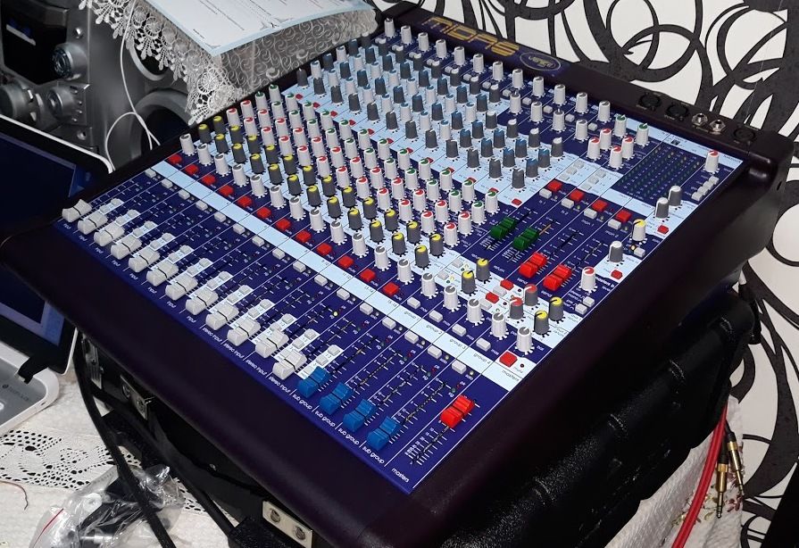 Midas + Lab Gruppen + rever