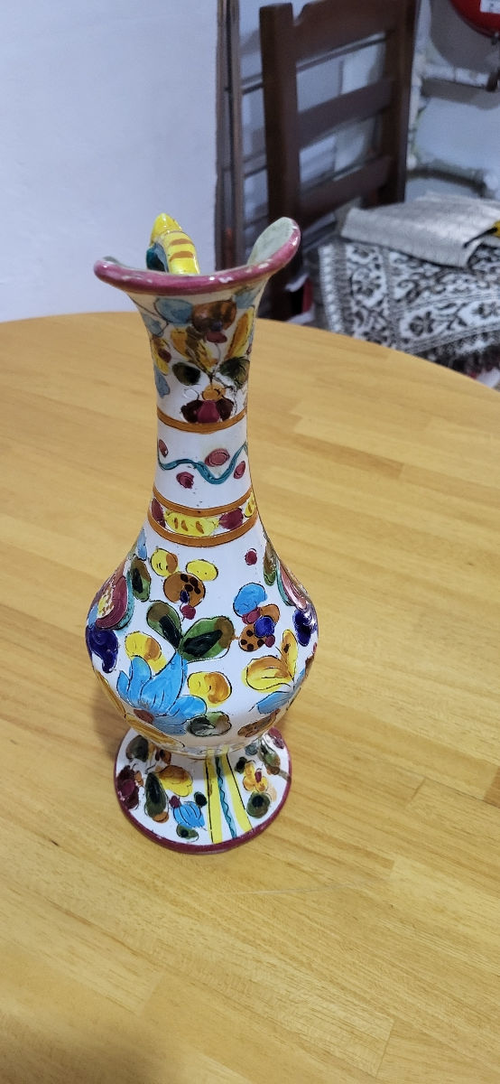 Ulcior în ceramica Deruta,italian.