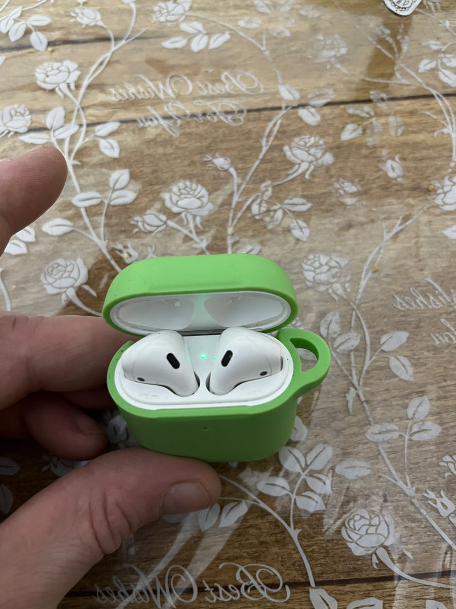 AirPods 2