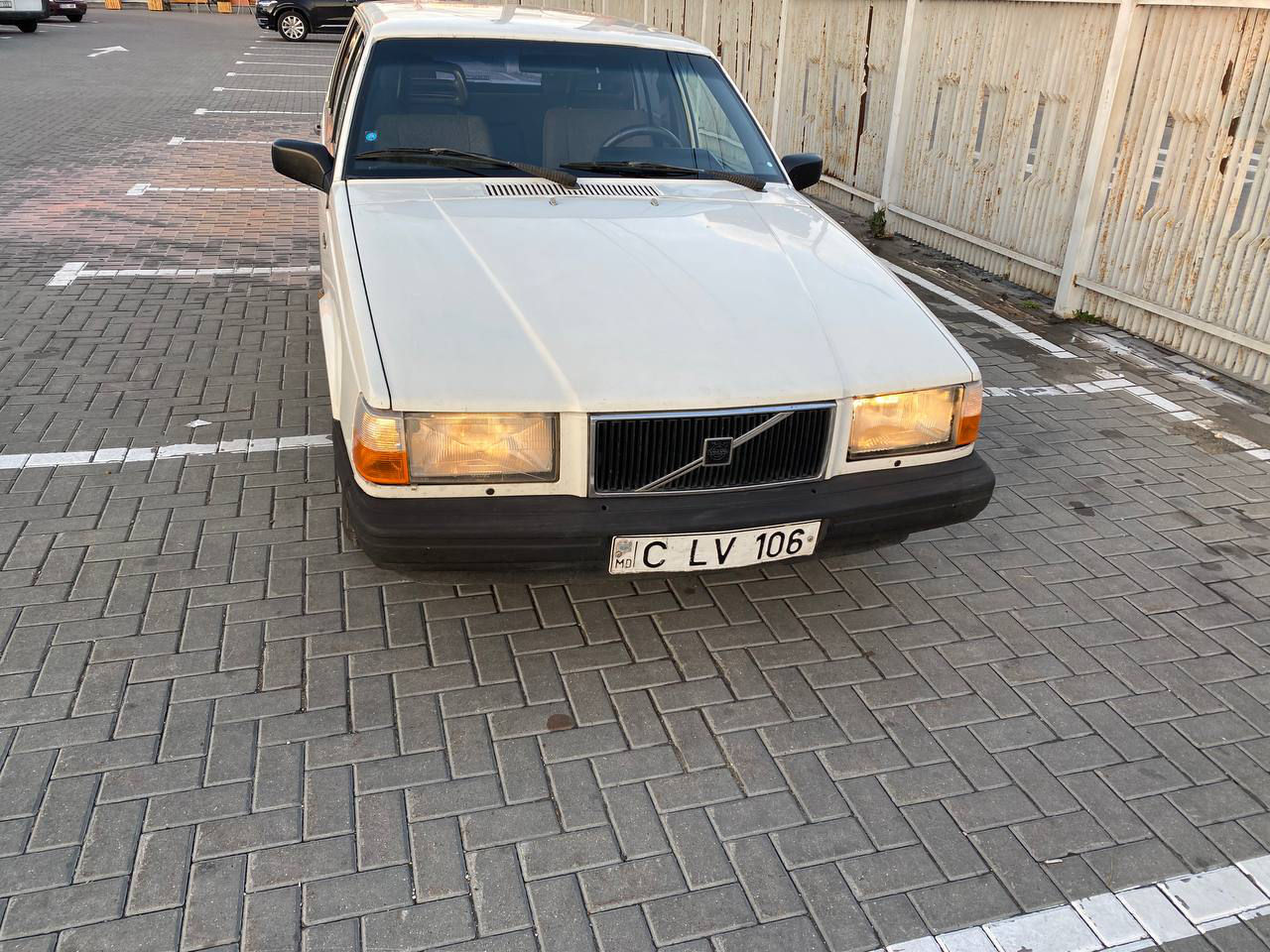 Volvo 700 Series