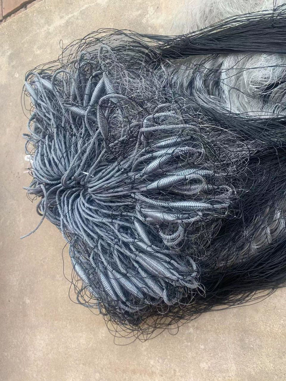 Plasă pescuit multi-monofilament 0,15x3, completată, in trei rînduri cu ...