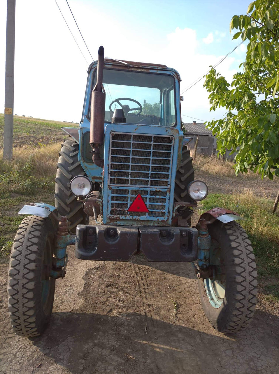 Tractor MTZ 80 in stare foarte buna actele in regula
