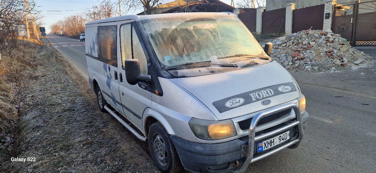 Ford Transit Pasager-Marfar 6 locuri.