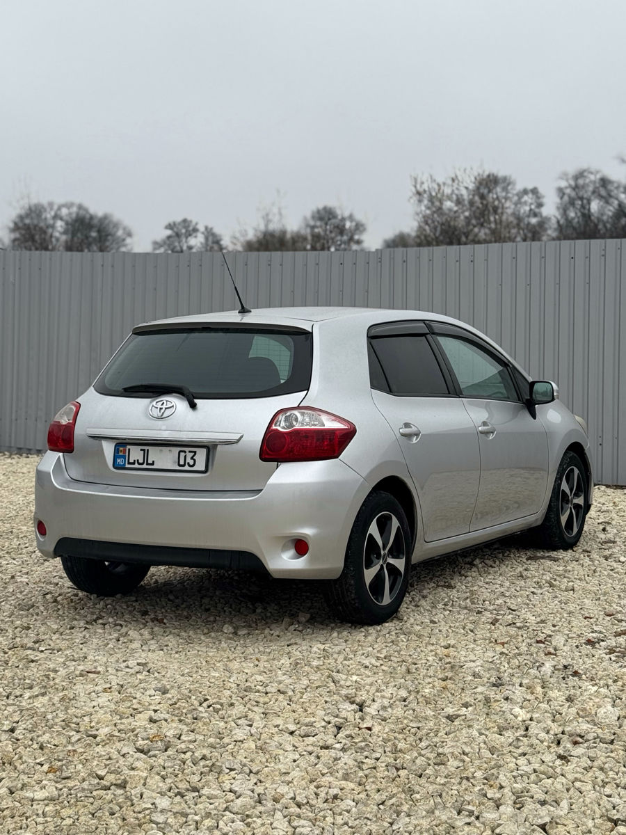 Toyota Auris an. 2010 cu rulaj 170000 km, Diesel, 6400