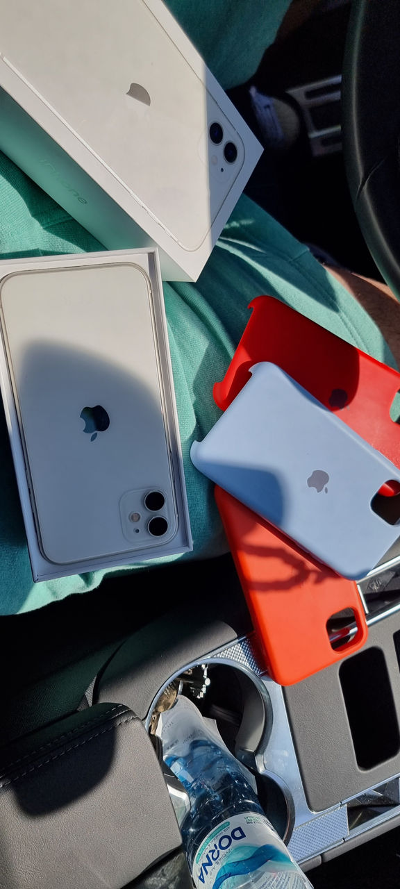 Iphone 11 alb 64 gb ideal ! ful set