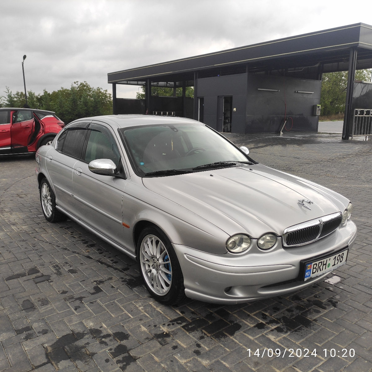 Jaguar X-Type 2001 г. с пробегом 254000 км, Газ / Бензин (пропан), 3900