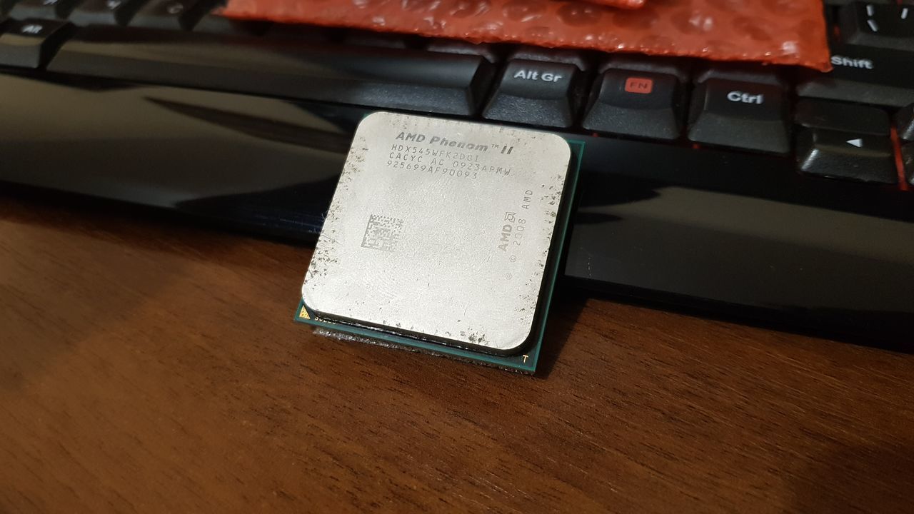 AMD Phenom II-X2 545