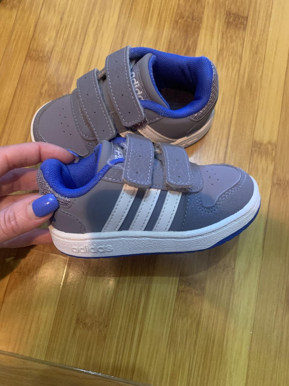 Ghetute 21 si 22 Adidas!primigi