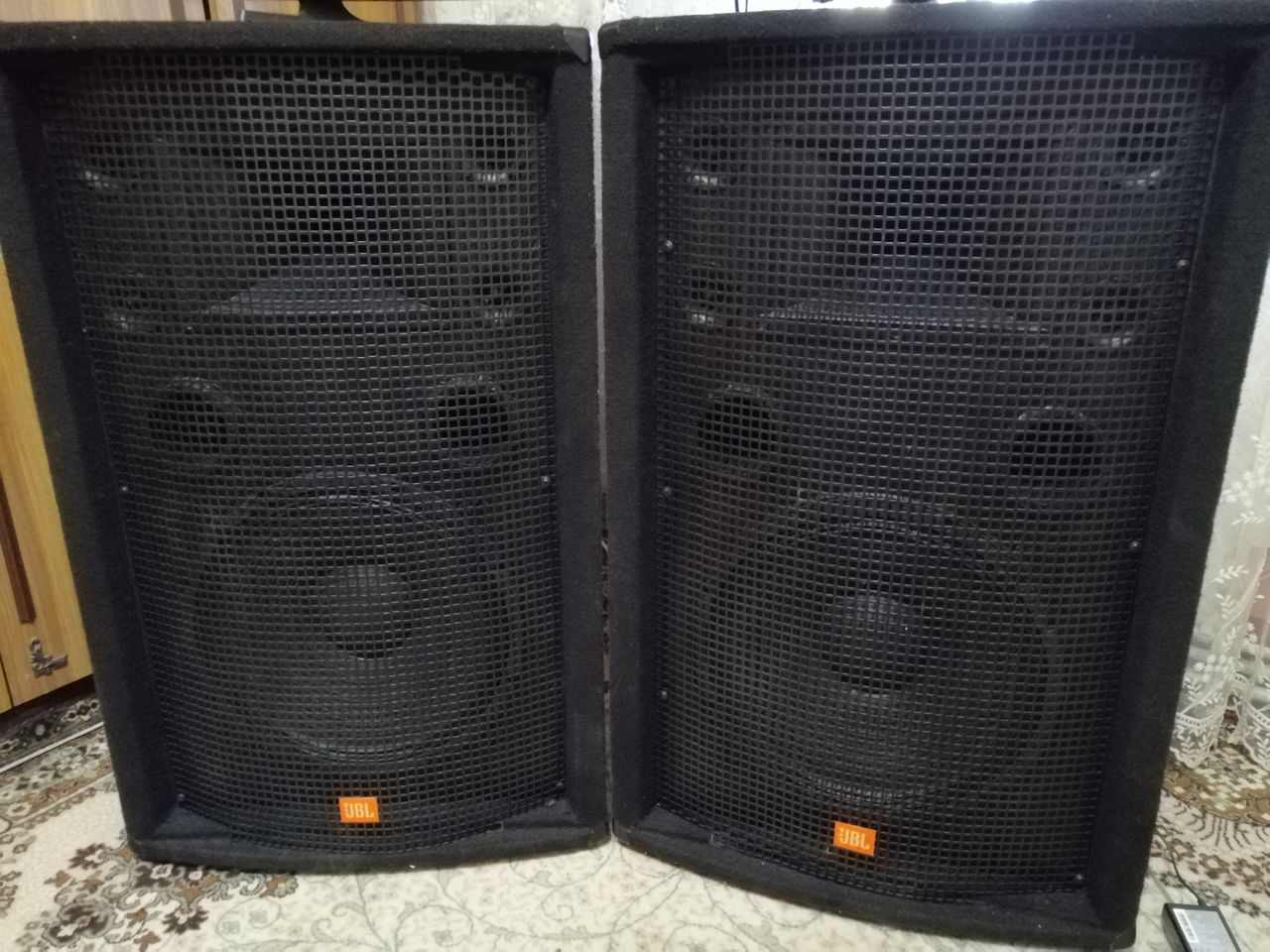 Boxe JBL 2000W cu amplificator Yamaha