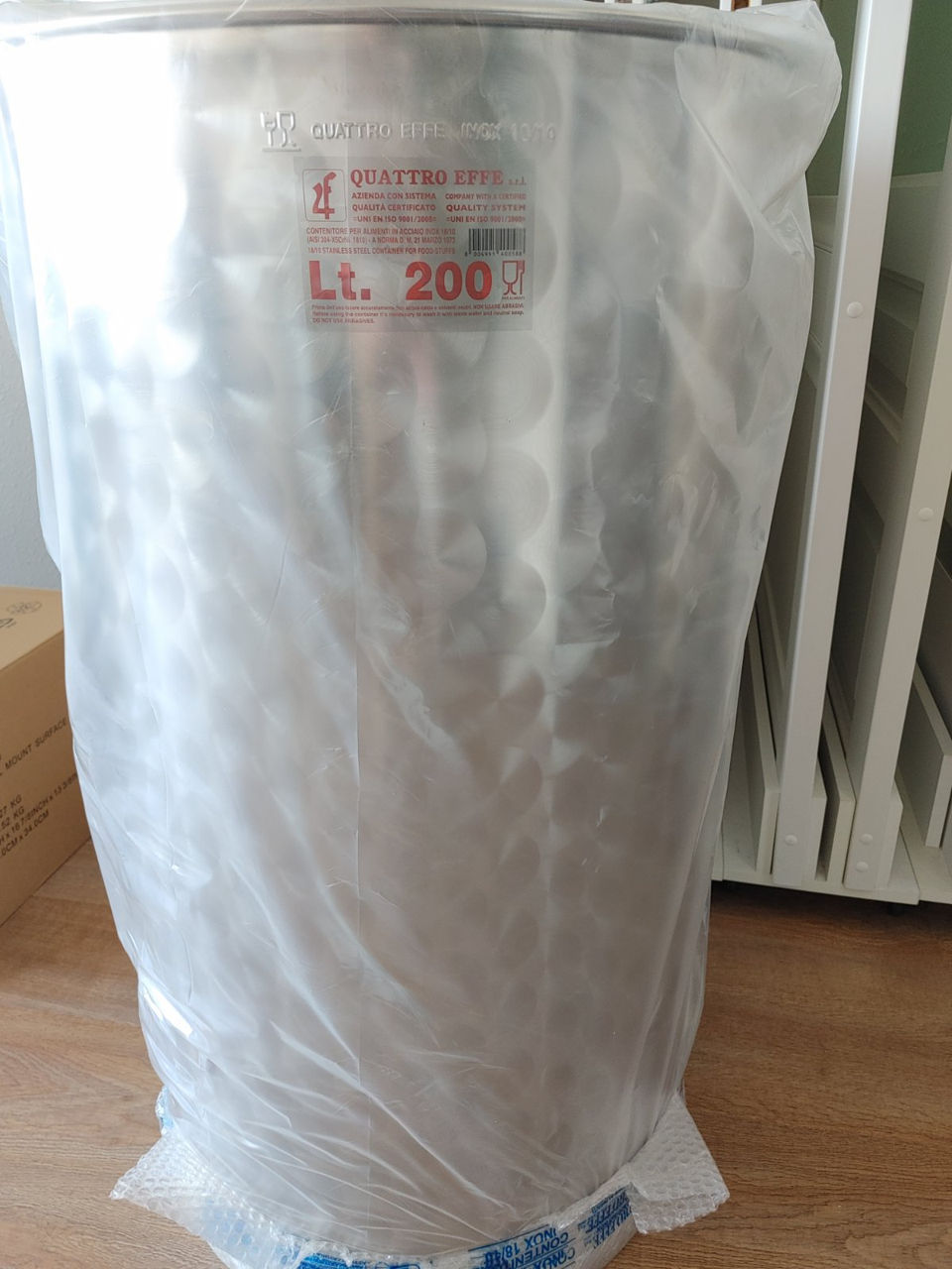 Butoai de inox, capac pneumatic + robinet 100l, 150l, 200l, 300l, 400l ...