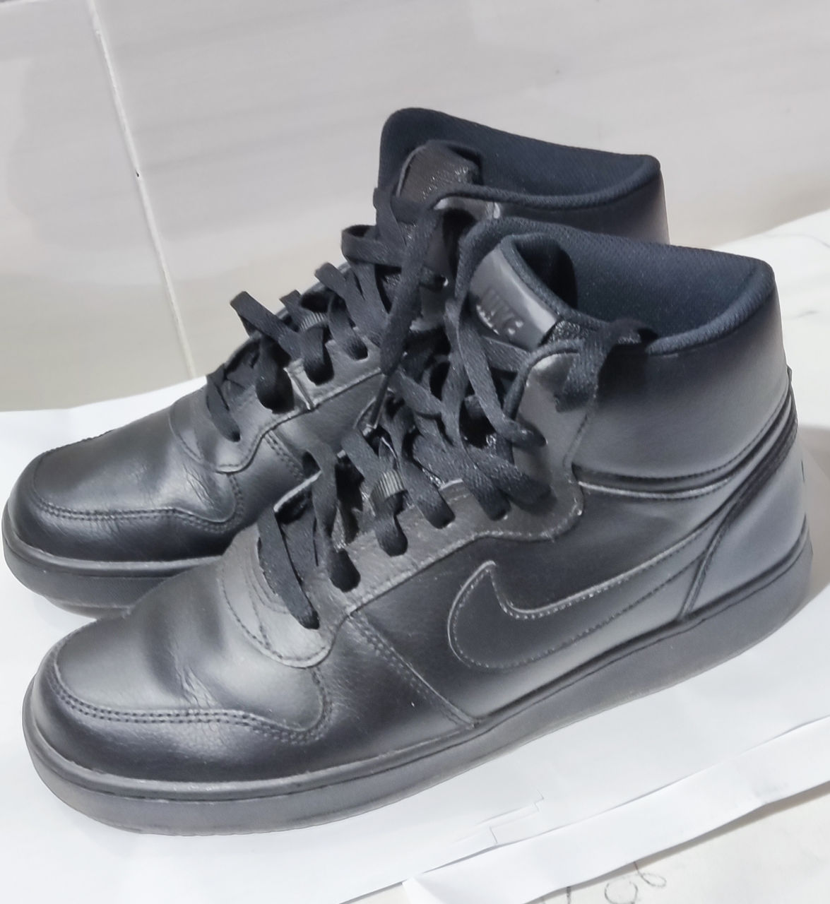 Зимние кроссовки Nike 42р оригинал