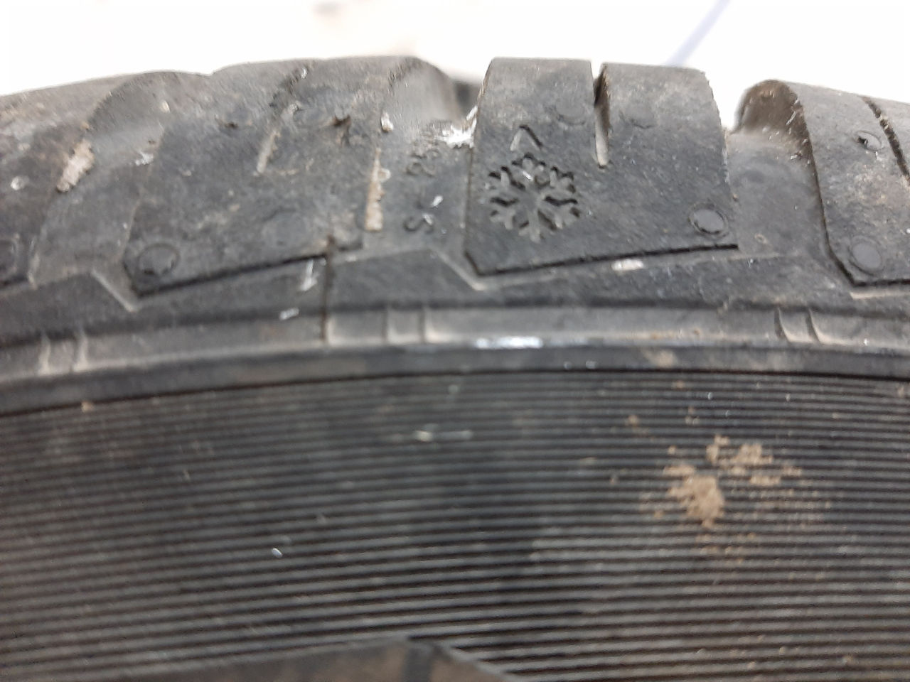 195/65 R15 CONTINENTAL 2021