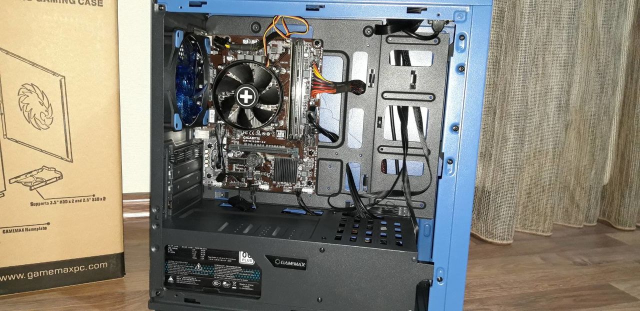 Intel Core i5-7500 8Gb HDD 500 Gb