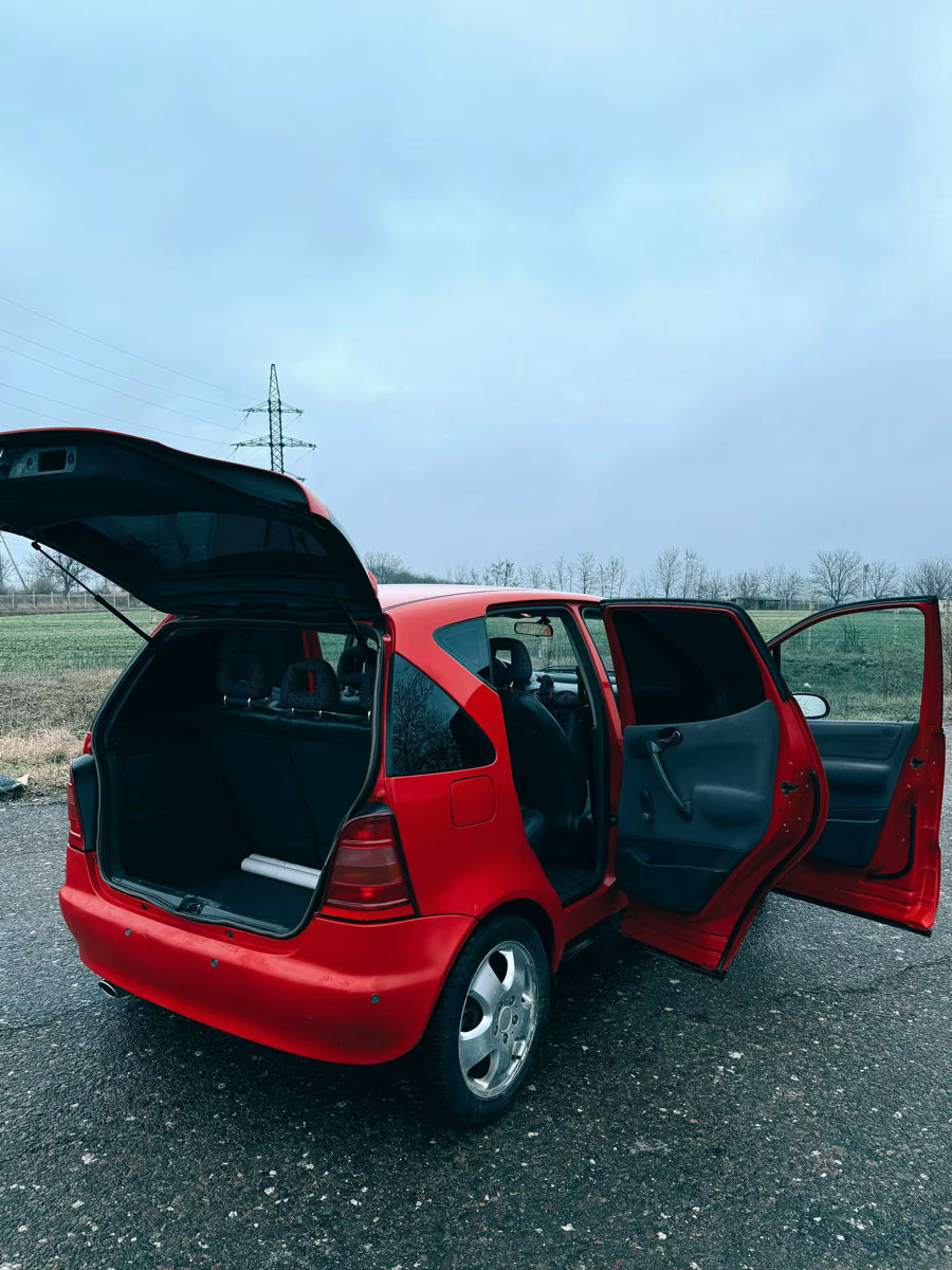 Mercedes A-Class an. 2000 cu rulaj 30000 km, Benzină, 2400