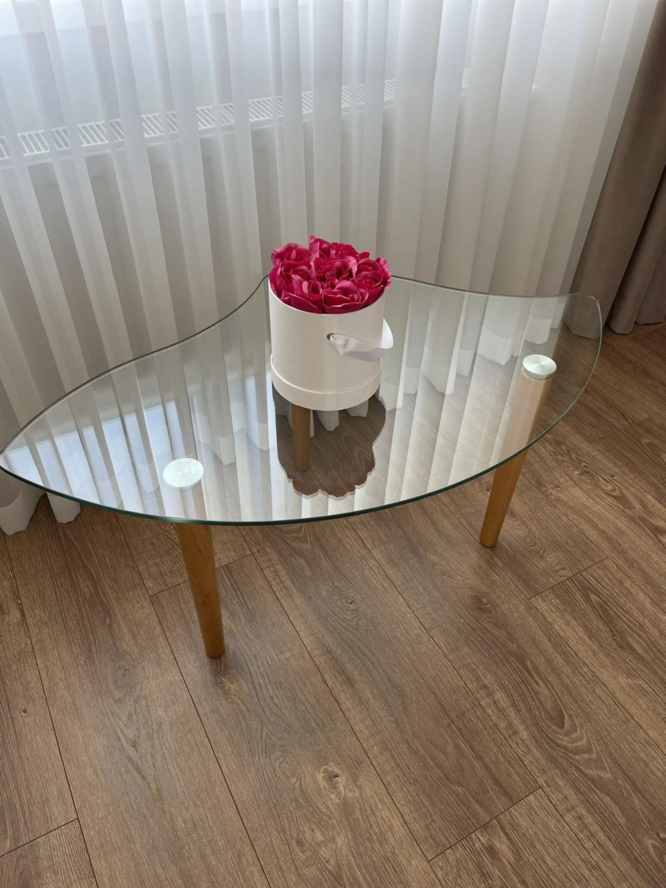 Măsuță pentru living / sufragerie