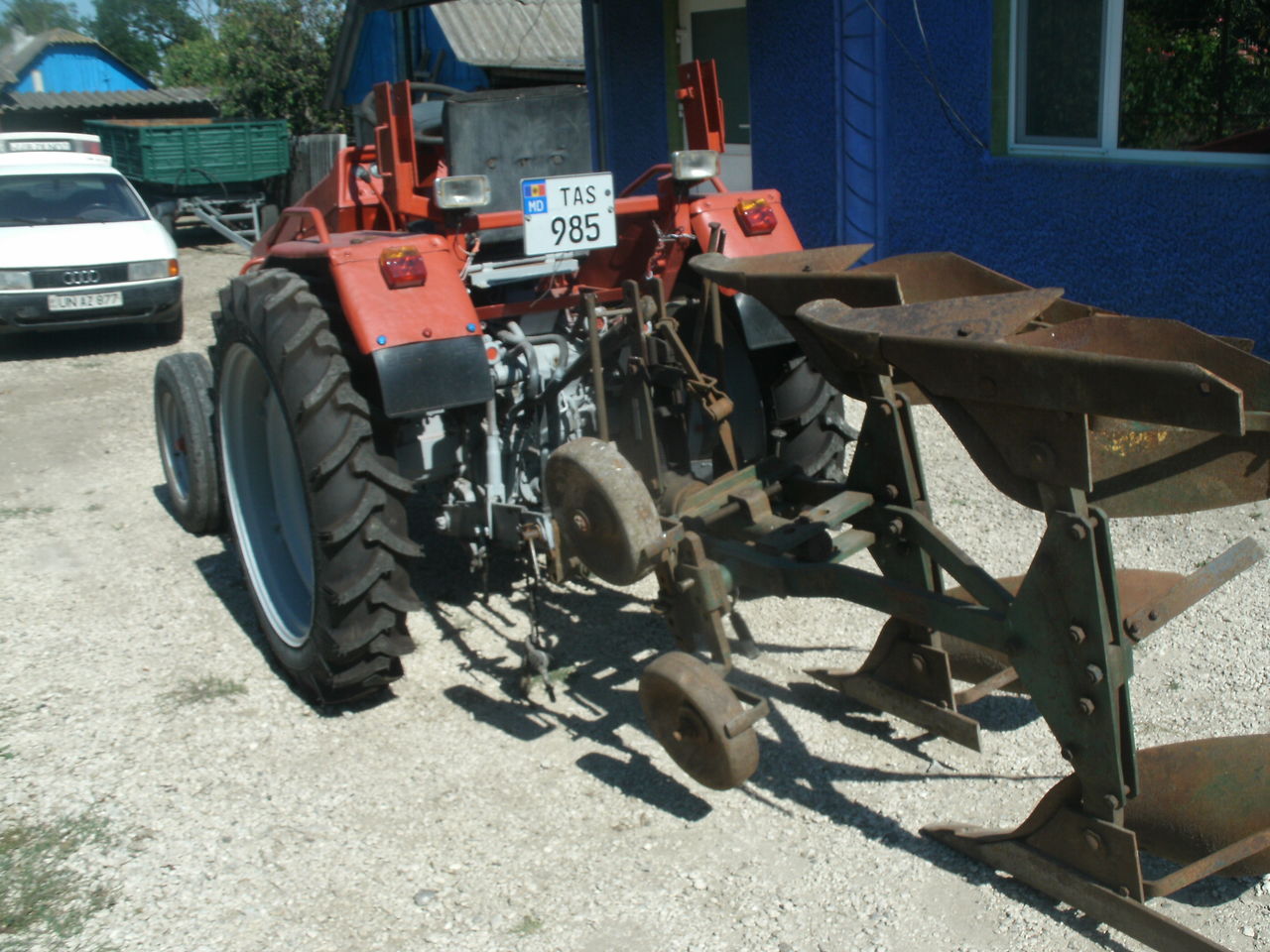 T 25 anul 2003. pese ymz ..mtz...t 40