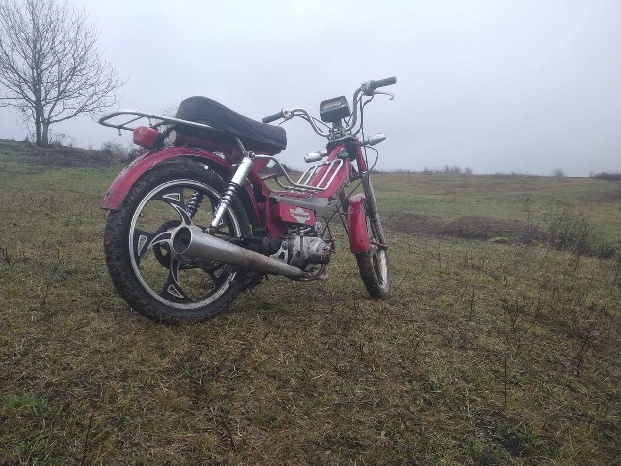 Delta Moto moped