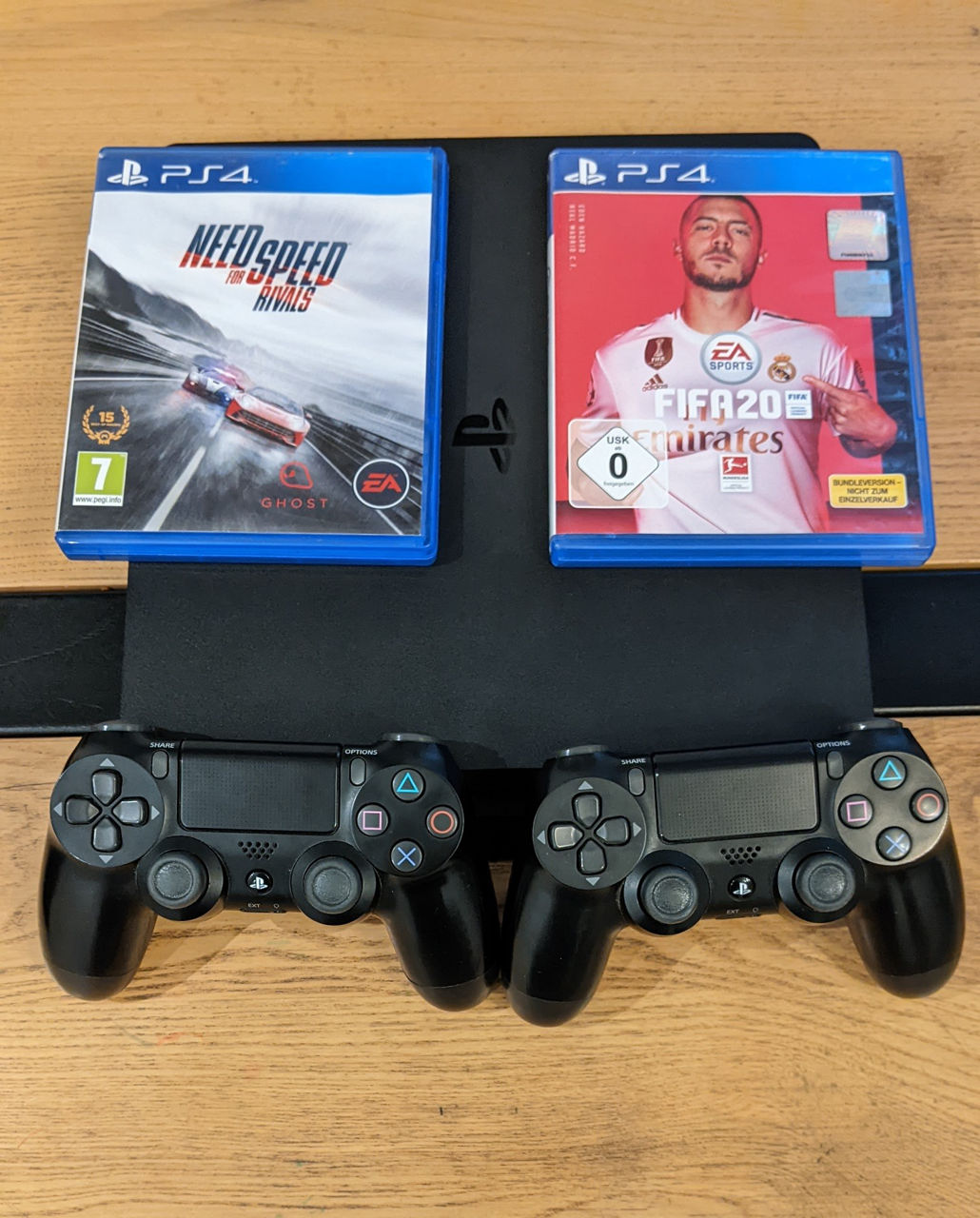Sony Playstation 4 Slim 1 Tb