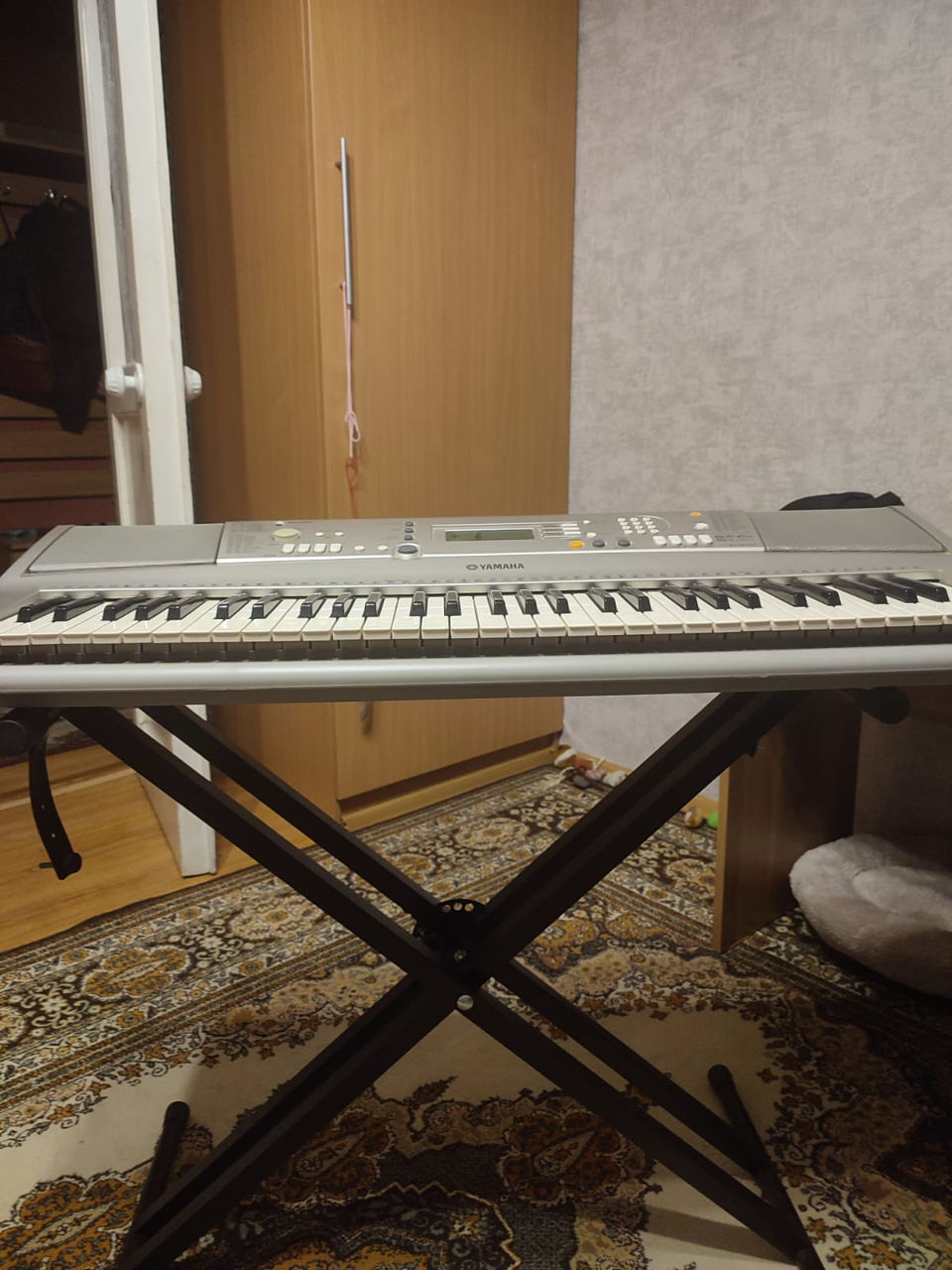 Sintezator Yamaha Psr-e-303