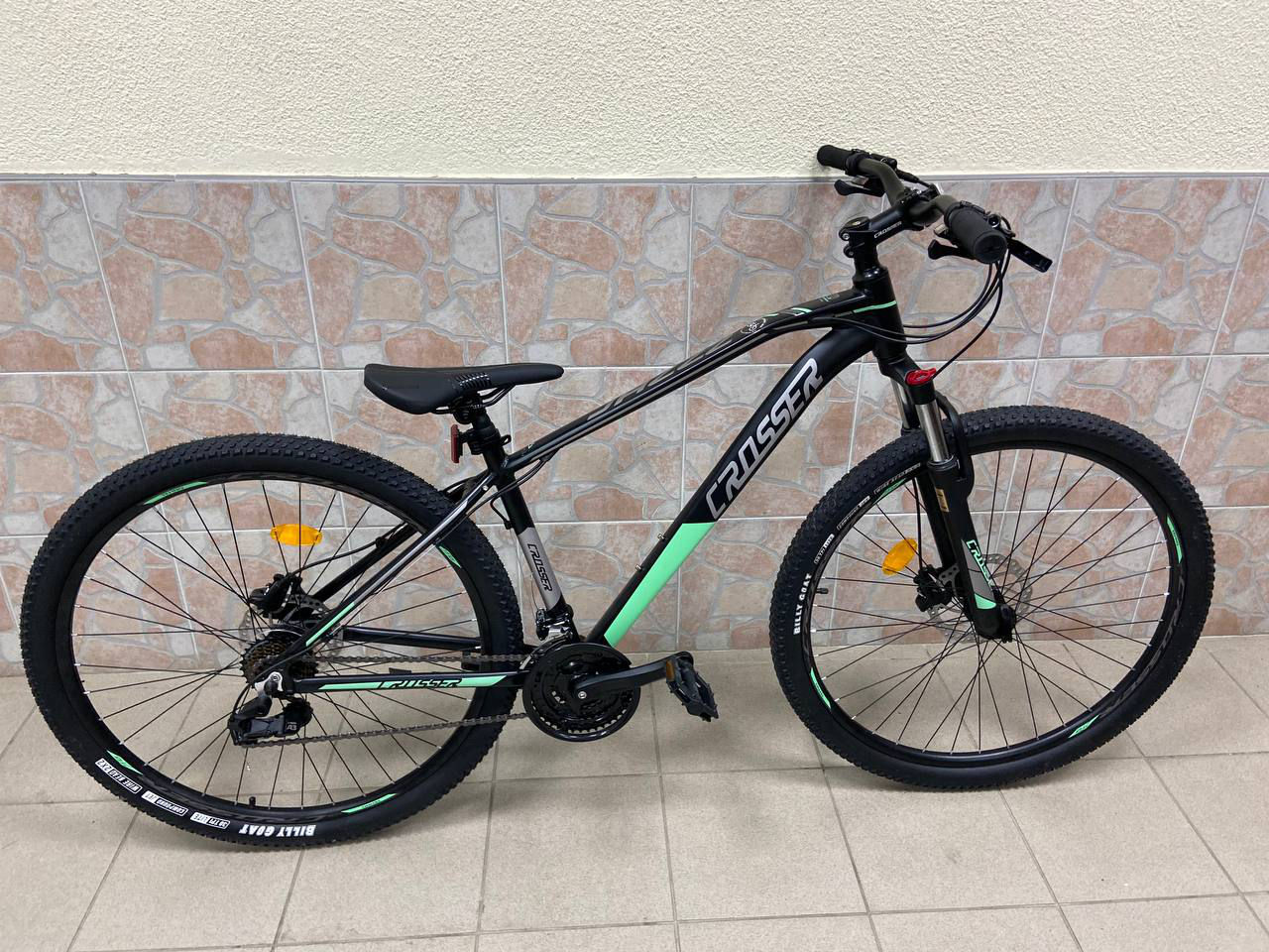 Crosser