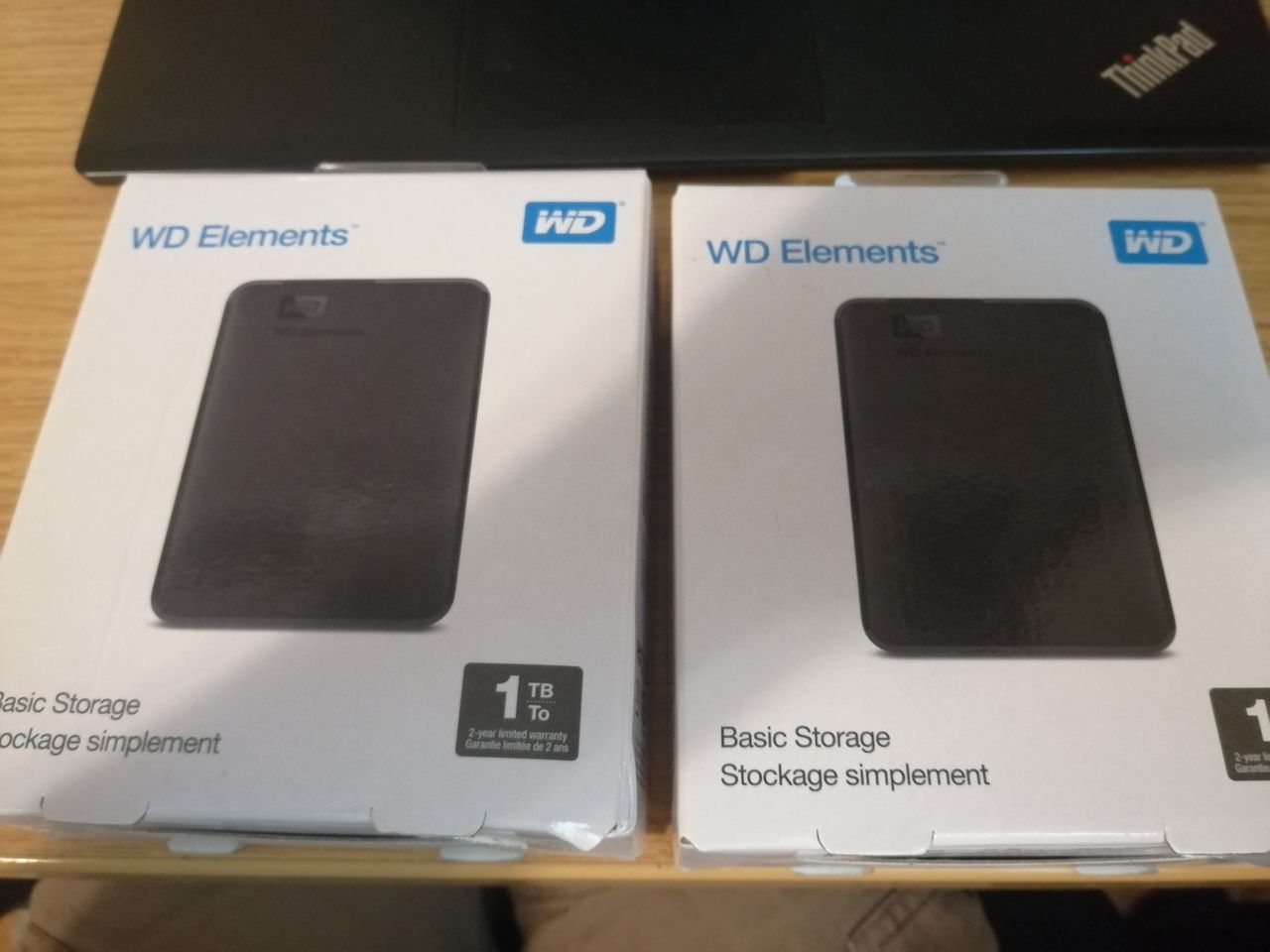 WD elements 1Tb практически новые.