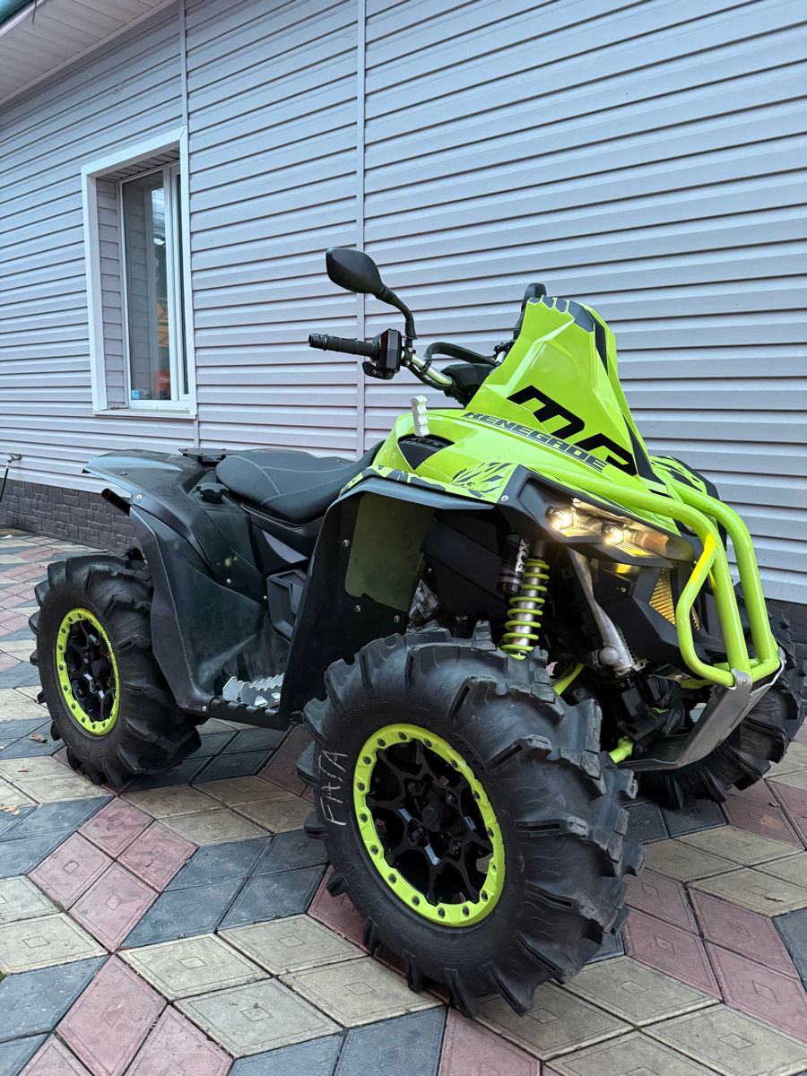 Can-Am (BRP) CAN-AM BRP an. 2020 cu rulaj 2700 km, 10900