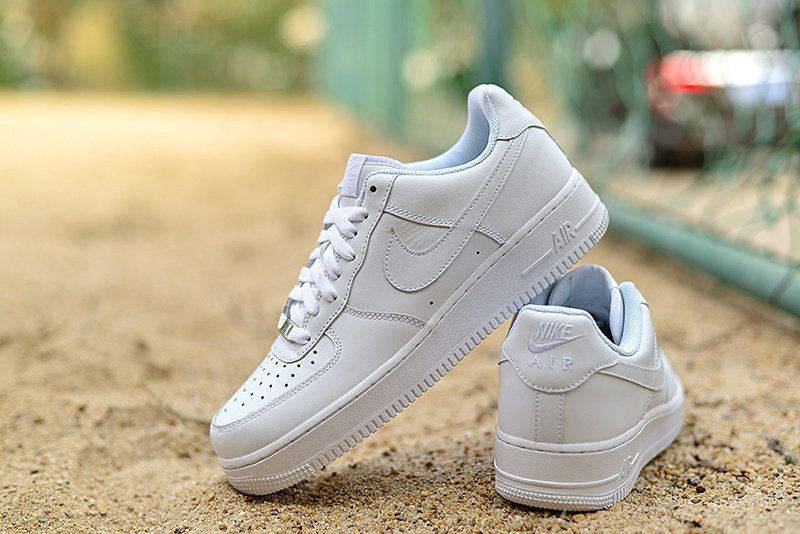 Nike Air Force 1 All White
