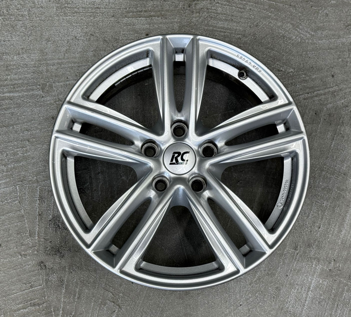 Discuri / Jante R17 5x114.3 Rc Design