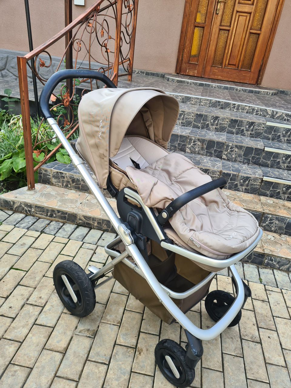 Carucior Nuna