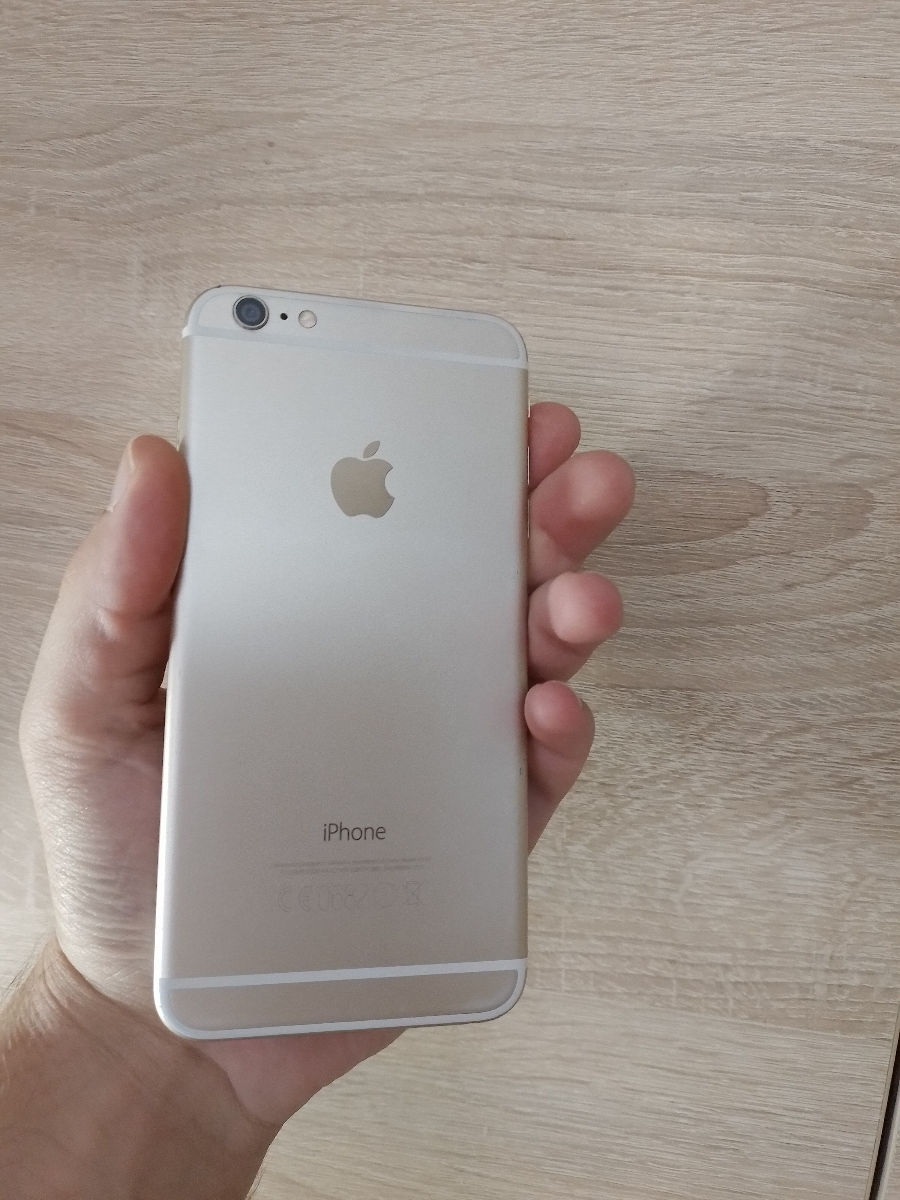 Продам или обменяю Айфон 6plus на 16