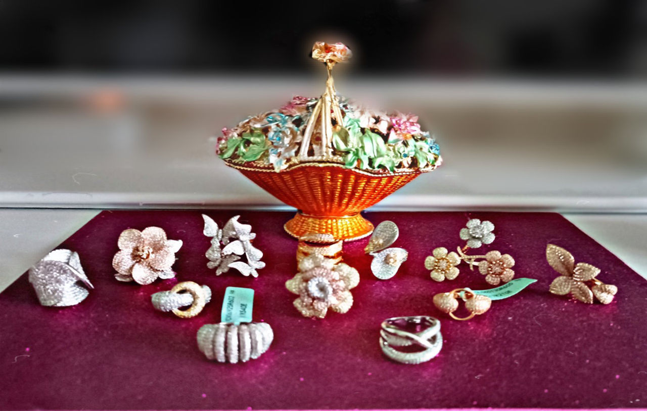 Inele pentru dame din aur medicinal