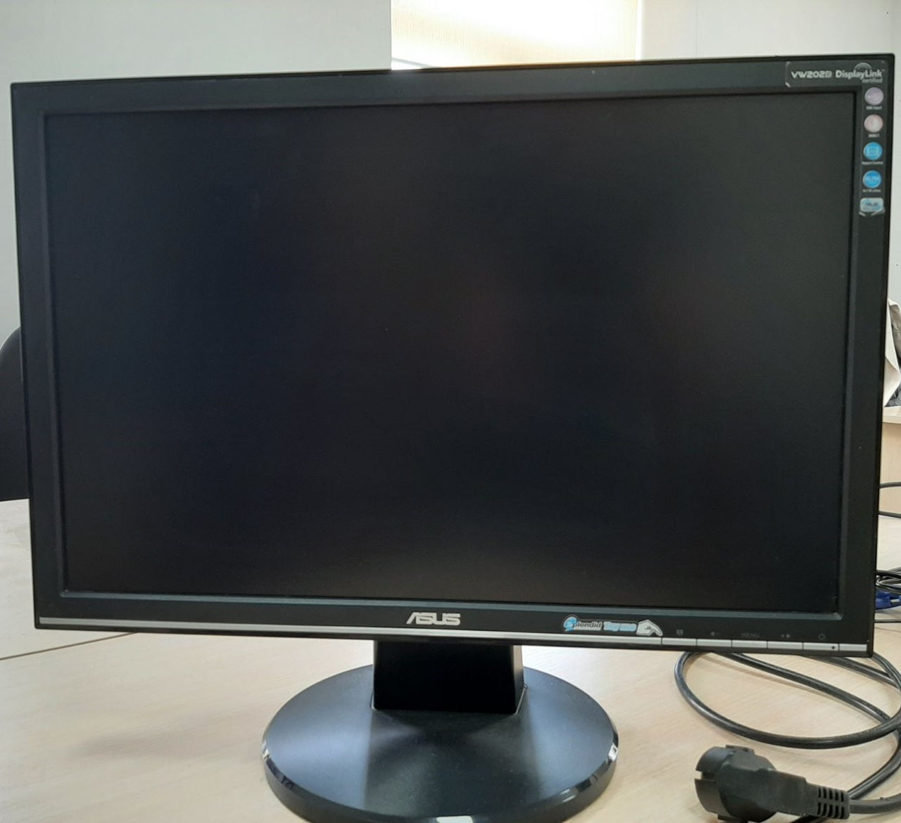 Monitor asus p-u calculator