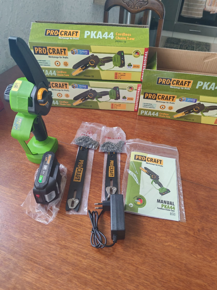 ProCraft PKA44 Аккумуляторная мини-пила