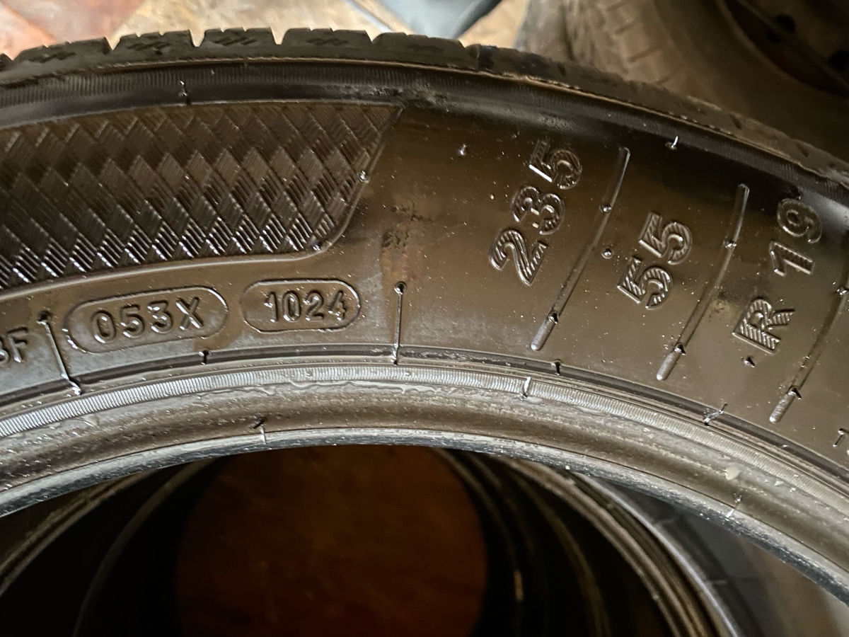 Vind anvelope R19 235/55