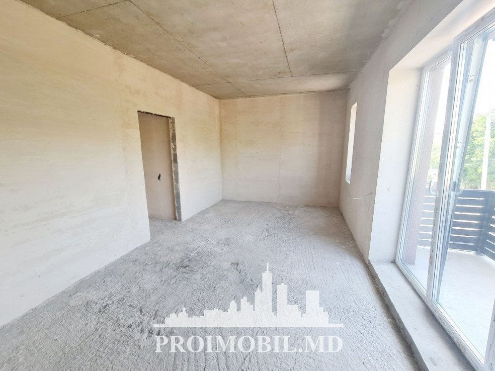 Duplex în 2 nivele, sîngera, 250 mp + 5 ari!