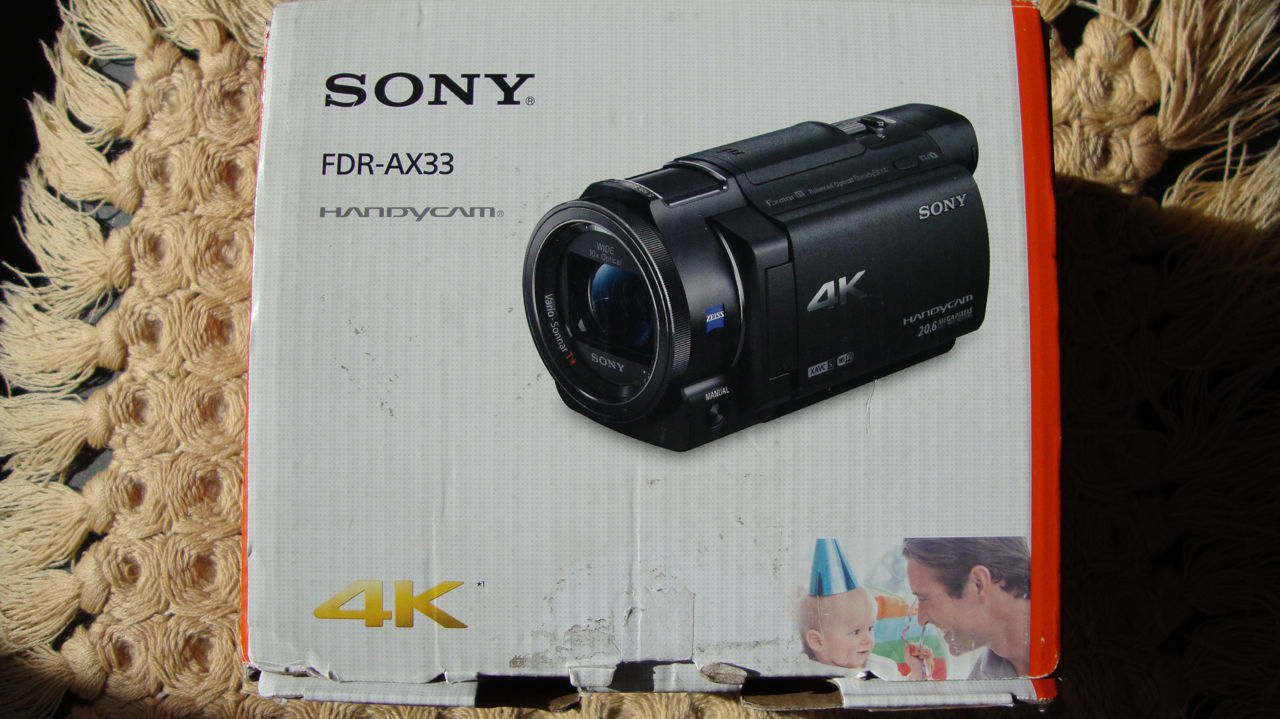 Camera Video Sony FDR-AX33, Handycam, 20,8 Mpx, 4K, Full HD 1080, 29 ...