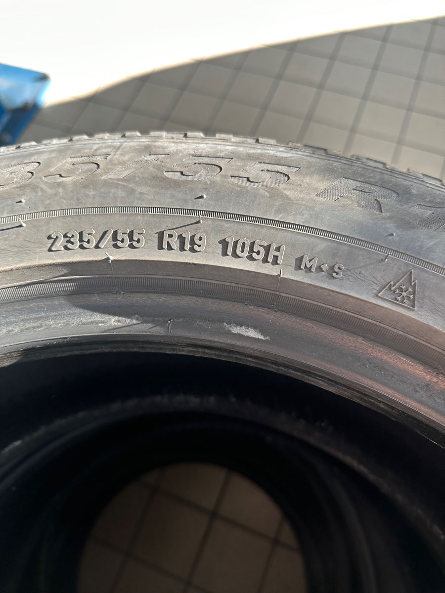 235/55 R19