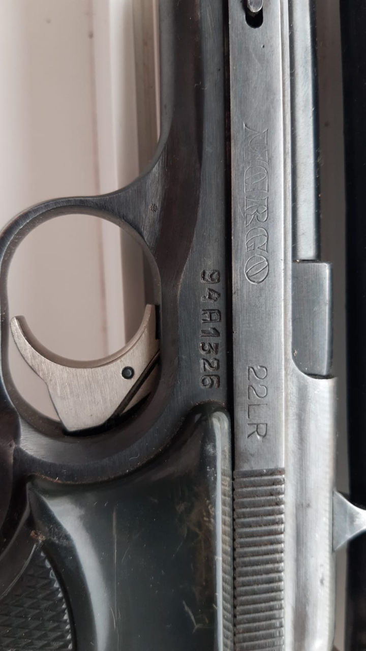 Pistol cu glont