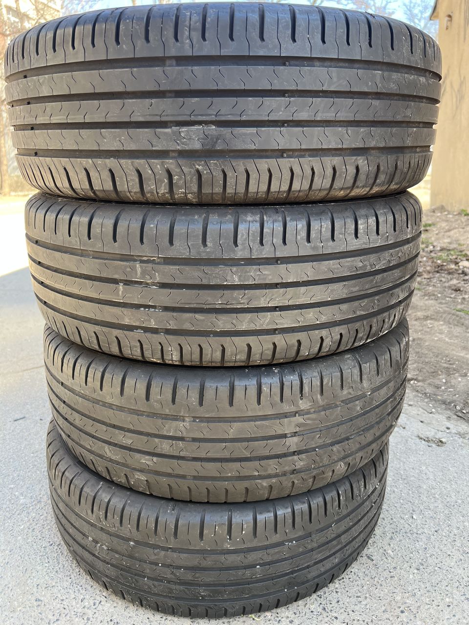 215/60 R16
