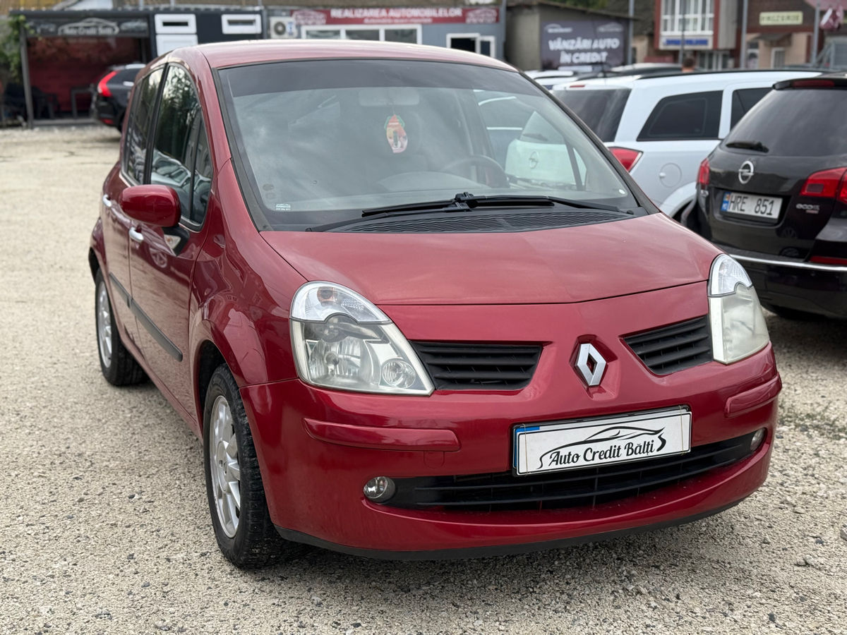 Renault Modus an. 2008 cu rulaj 207000 km, Diesel, 4999