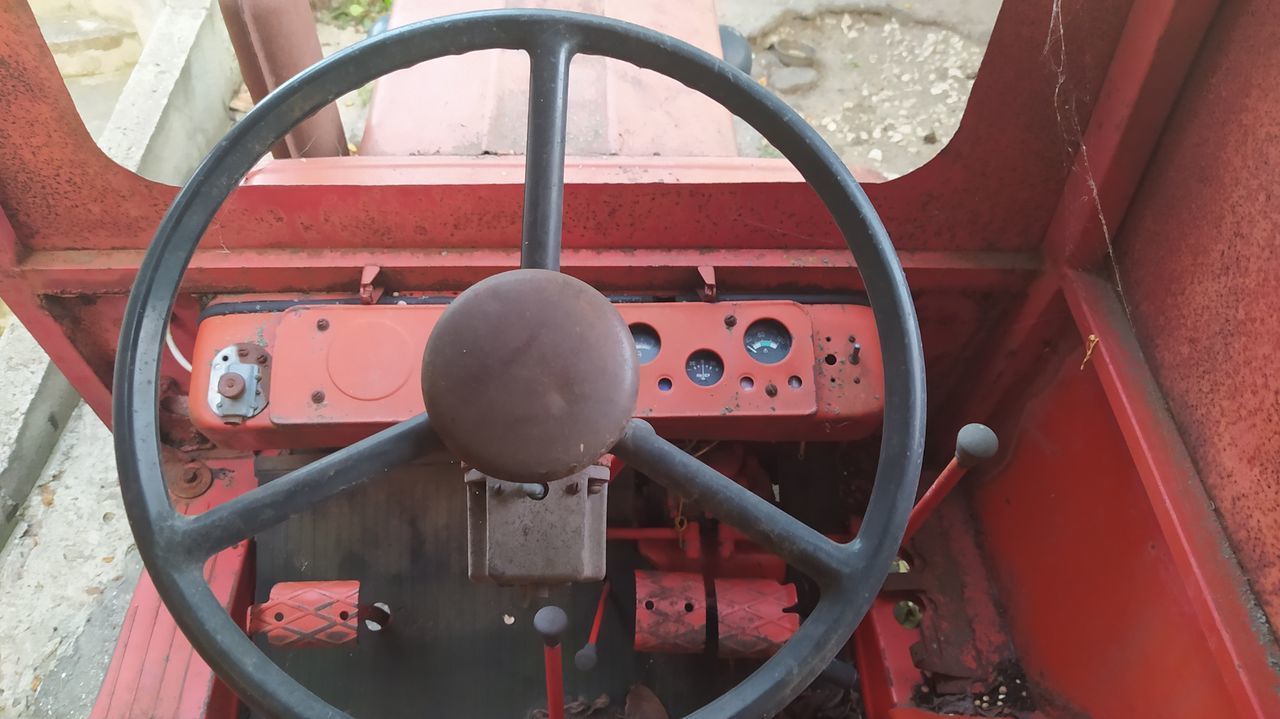 Tractor T25