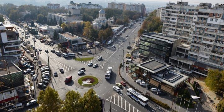 Vind apartament 2 camere Riscanovca Bogdan Voievod