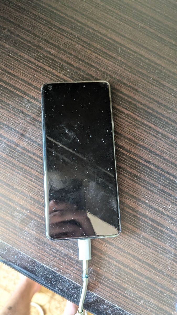 Продам Xiaomi mi11 256g