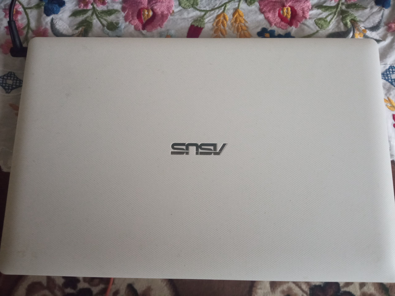Asus x201e