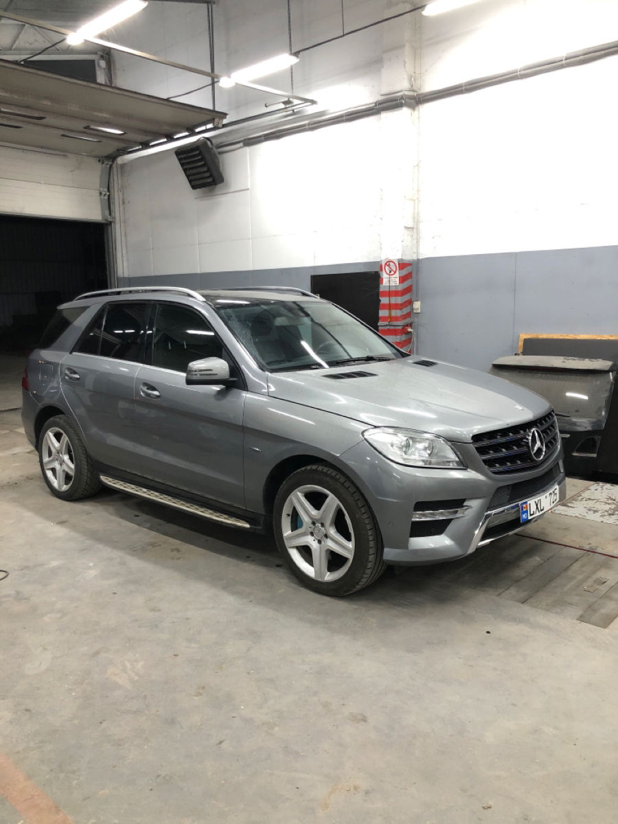 Mercedes M-Class