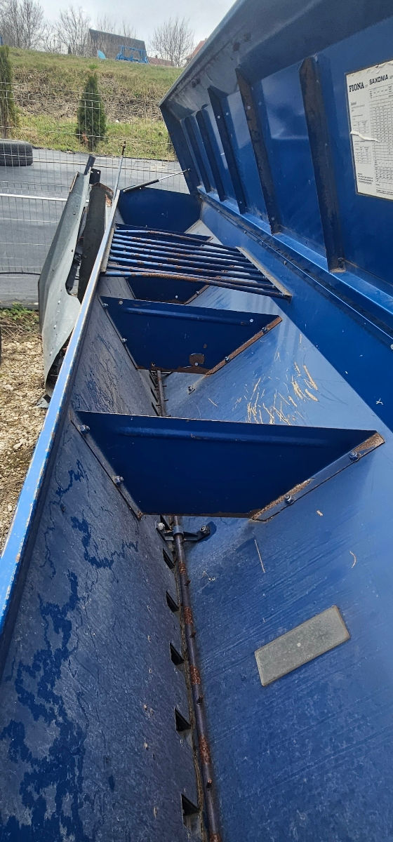 Semănători grâu lucerna floarea soarelui porumb