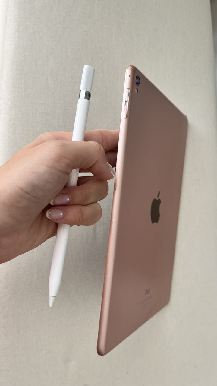 iPad Pro 9.7-inch, Wi-Fi, 256GB, Rose Gold