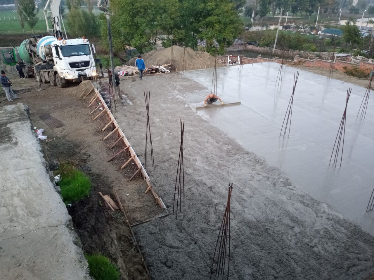 Servicii în domeniul construcțiilor