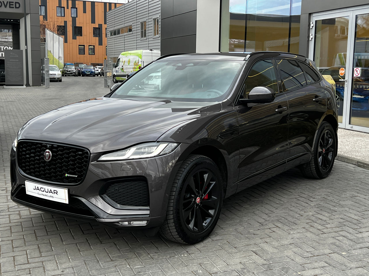 Jaguar F-PACE 2020 г. с пробегом 52000 км, Дизель, 47000